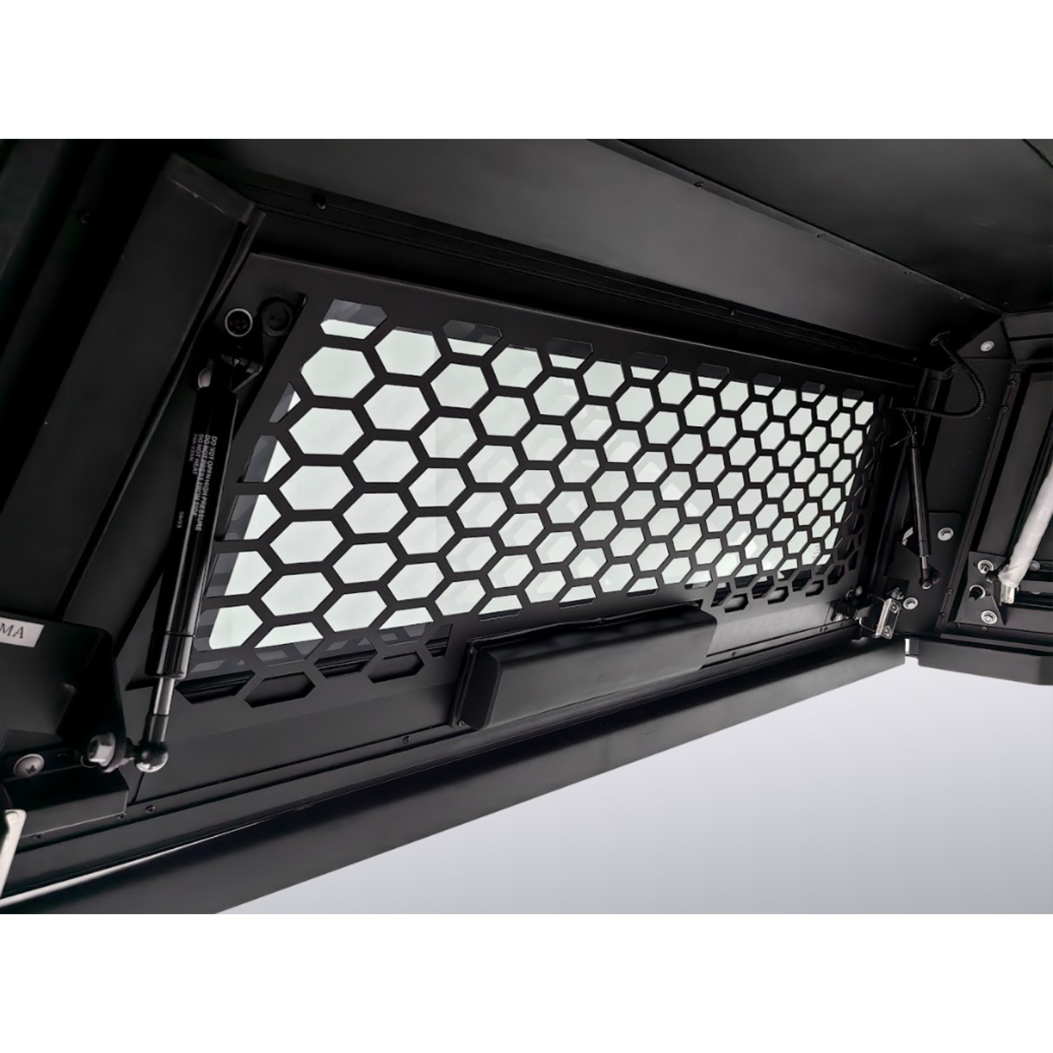 Chevrolet Silverado 1500 Aluminum Bed Cap Rear Window Mesh